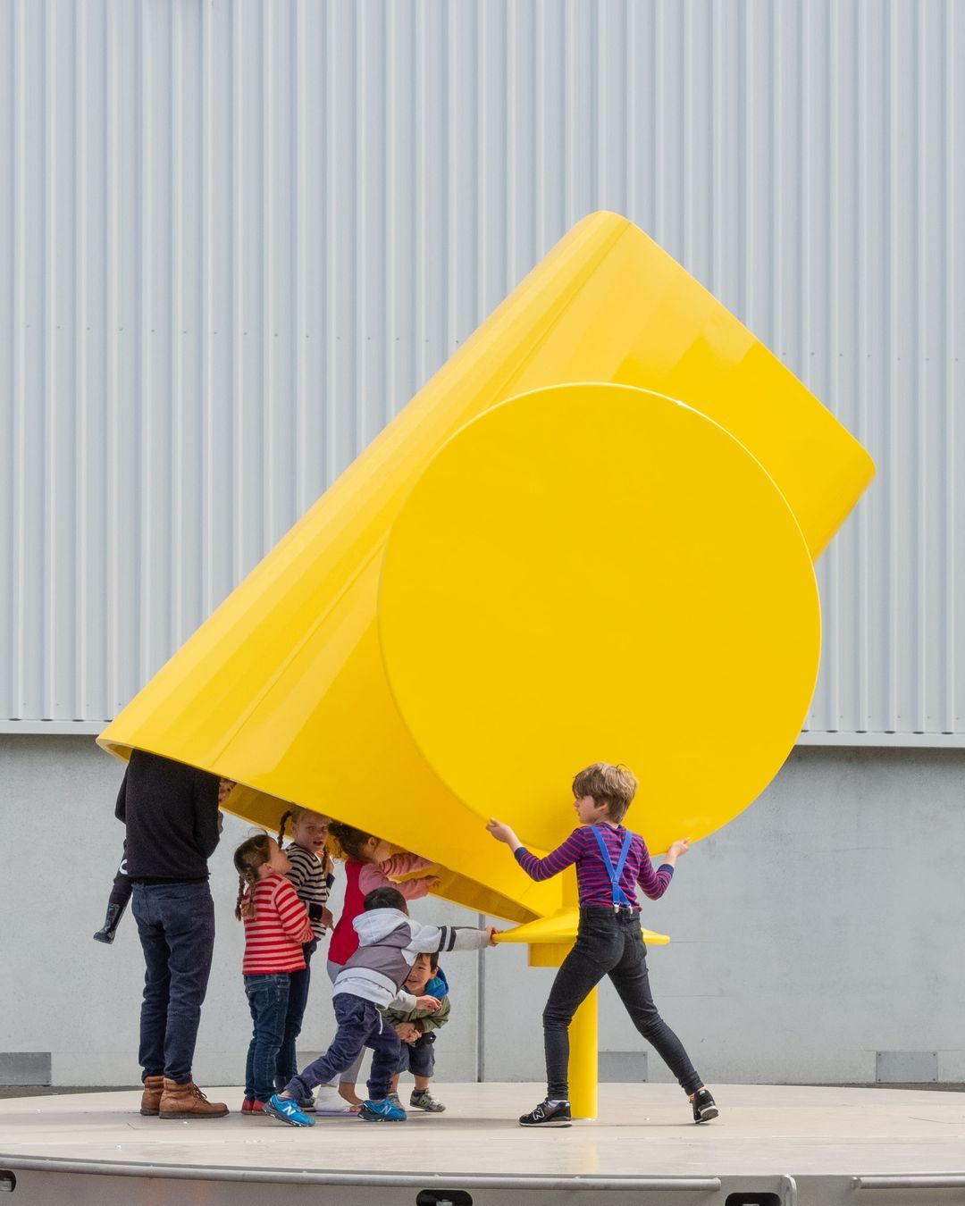 Rainbow Machine | Pac Studio : Architecture, Interior Design & Spatial ...