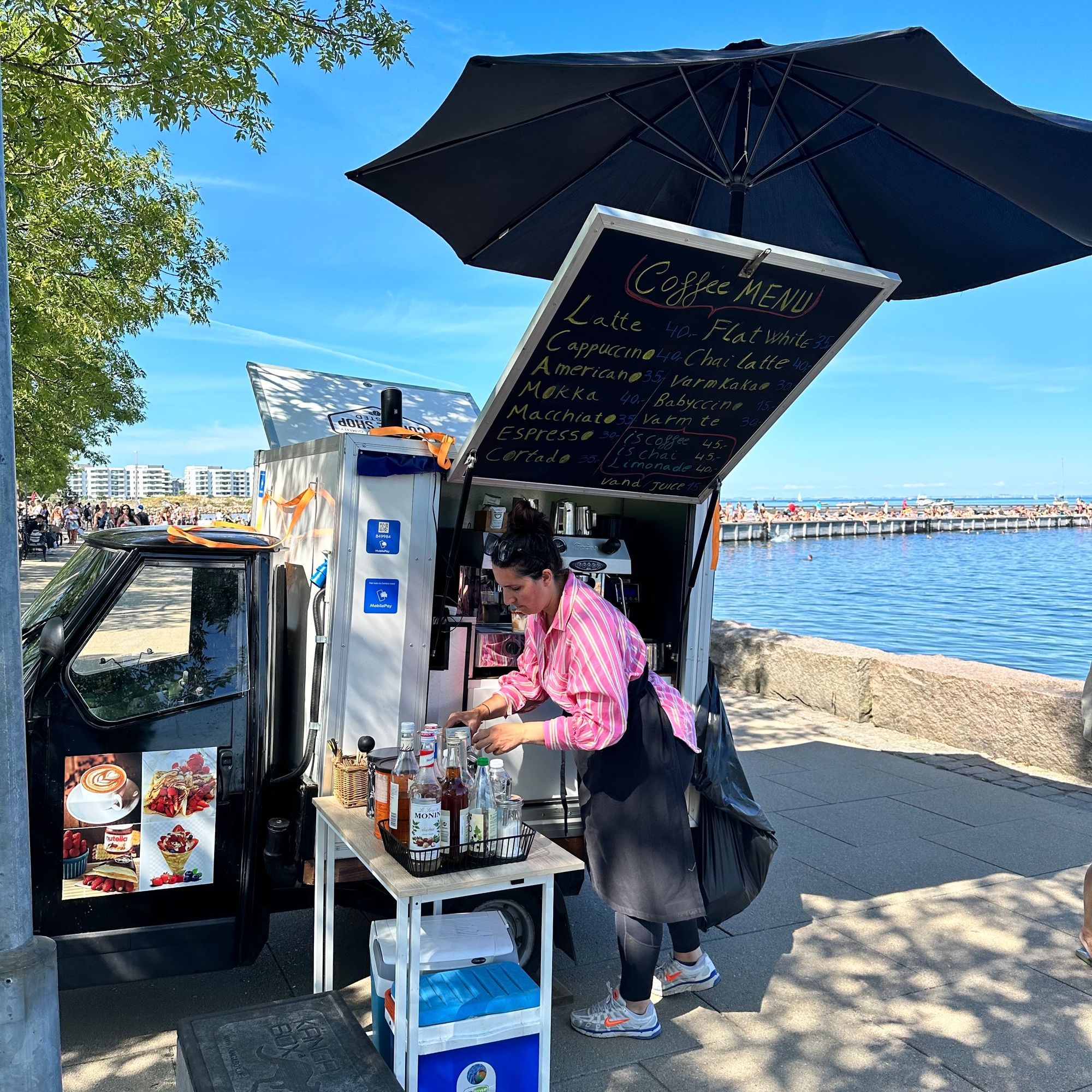 Kaffevogn – Lej en kaffevogn med barista til dit arrangement