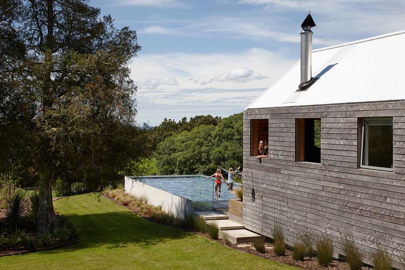 Easy Silence | Features | Here Magazine