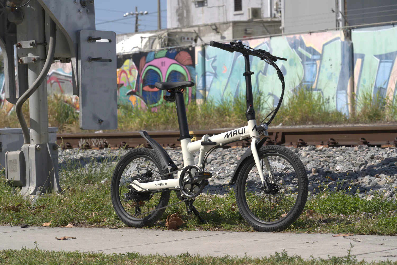 10 Best E-Bikes Under $2,000: Your Guide to Affordable Riding | Moast.io