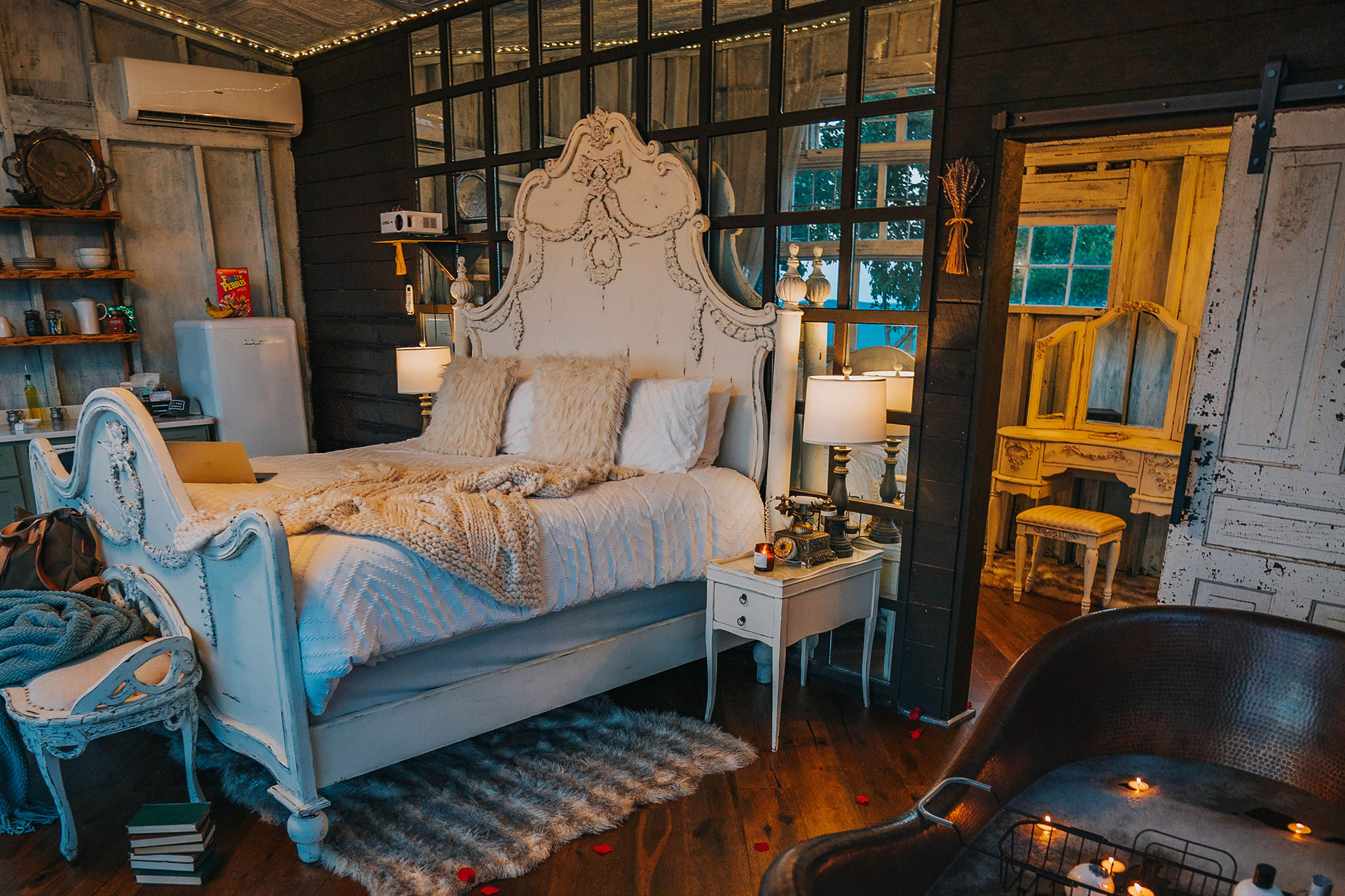 Luxury Treehouses Rentals in Tennessee at Bolt Farm