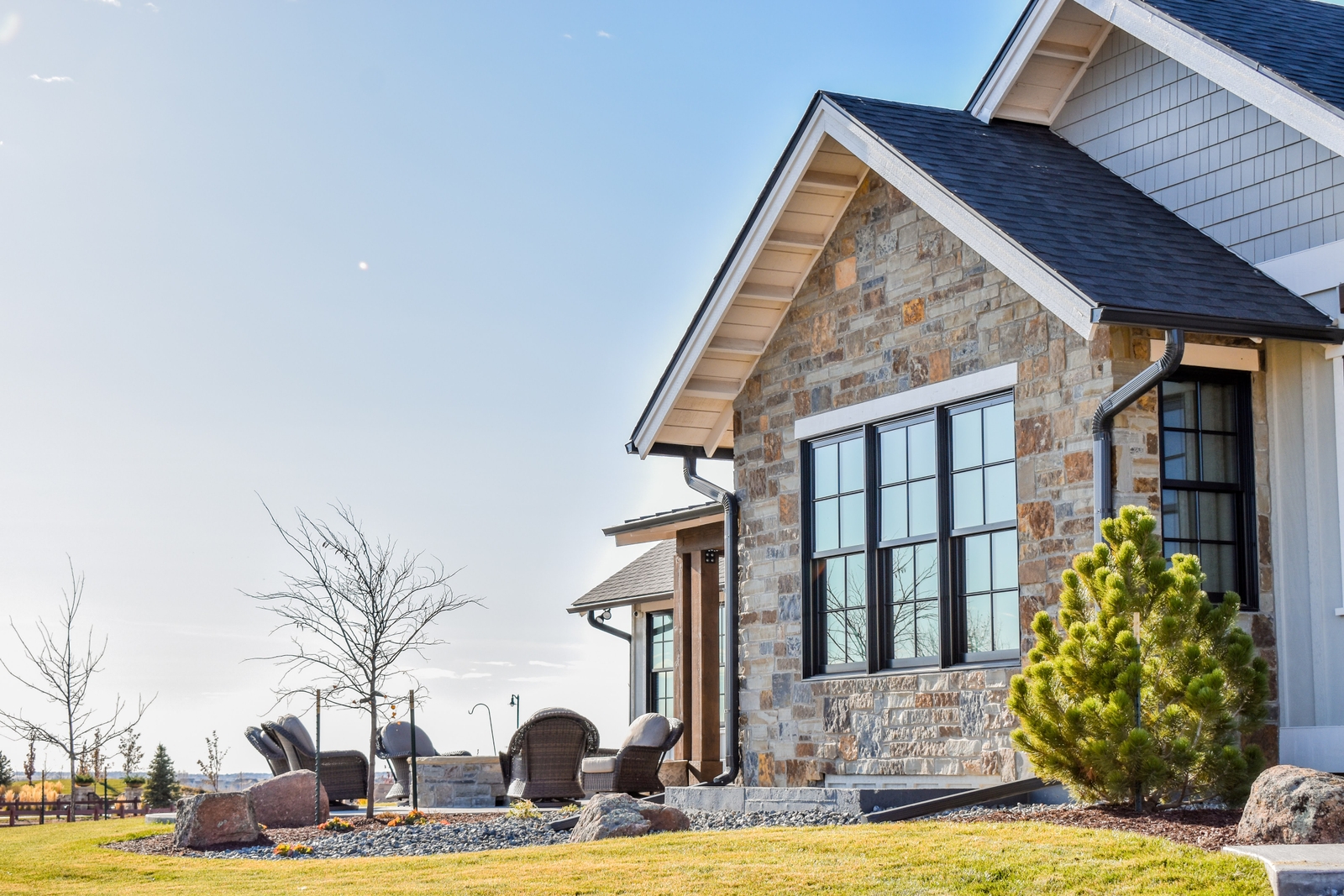 Explore Moose's Tooth of The Ashlar Collection at Edward's Stone