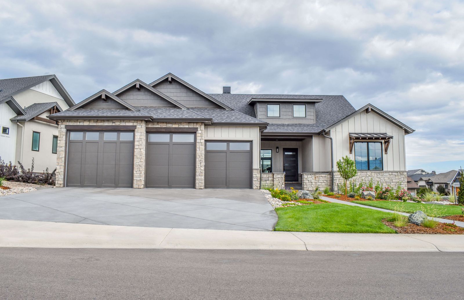 Explore Ste. Gen Grey of The Ashlar Collection at Edward's Stone