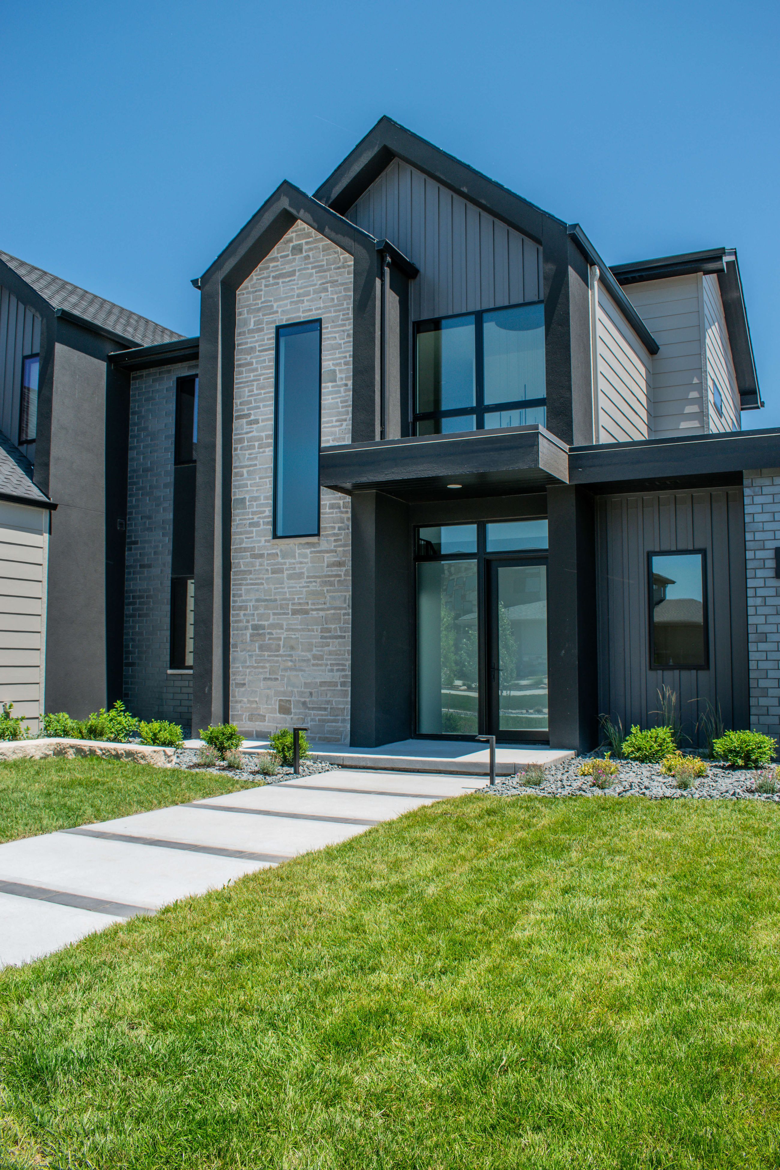 Explore Mountain Ridge of The Ashlar Collection at Edward's Stone