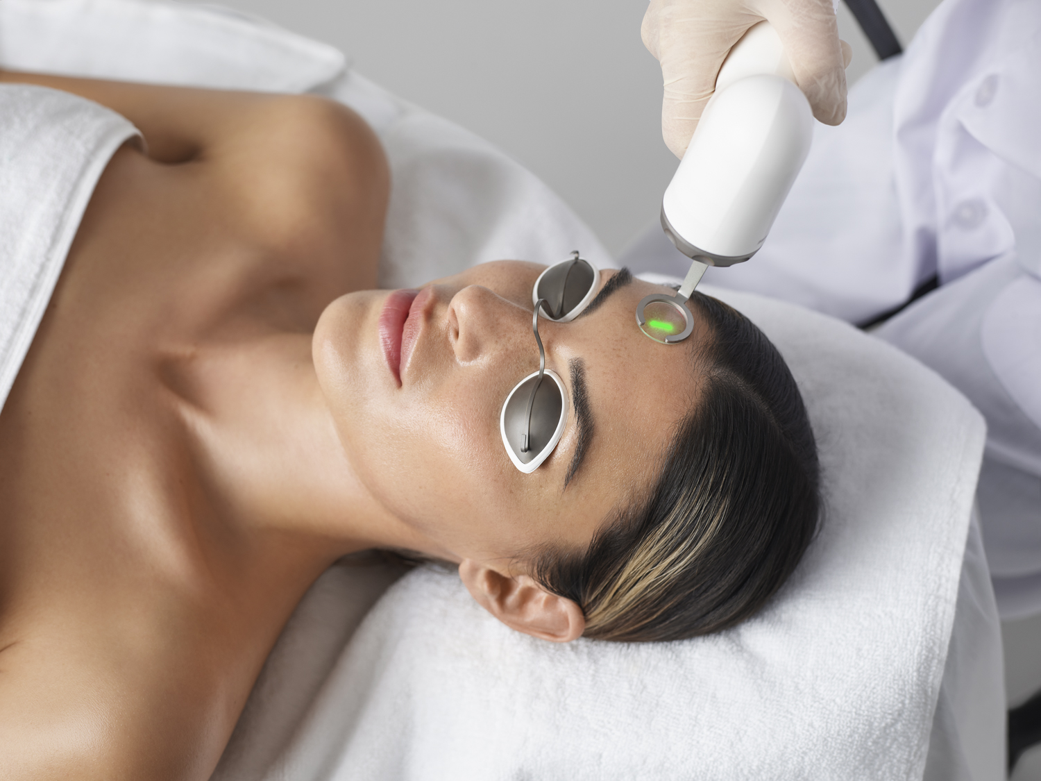 Advalight Laser Treatment