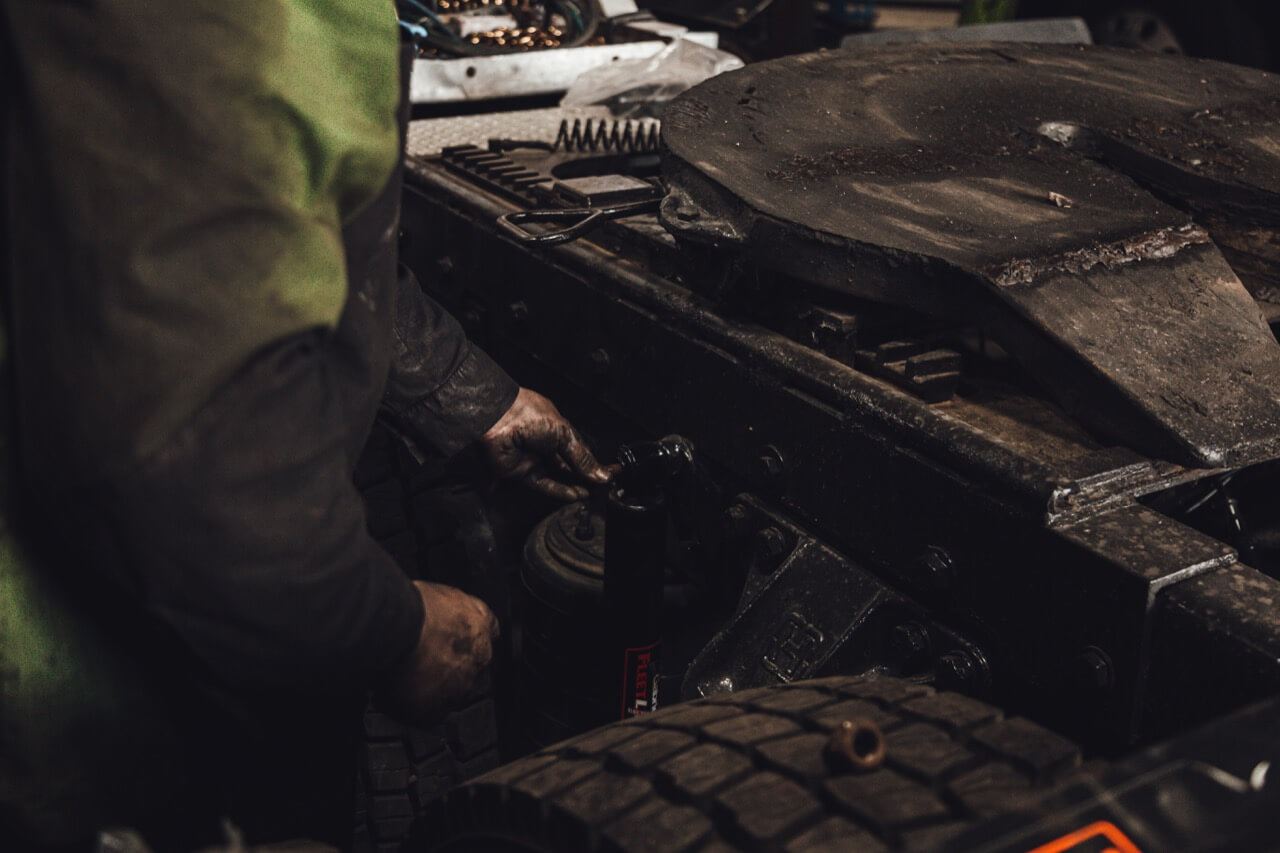 Navistar/International Front End Diagrams & Service