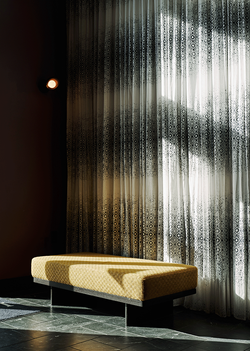 Lucian Books and Wine - Website