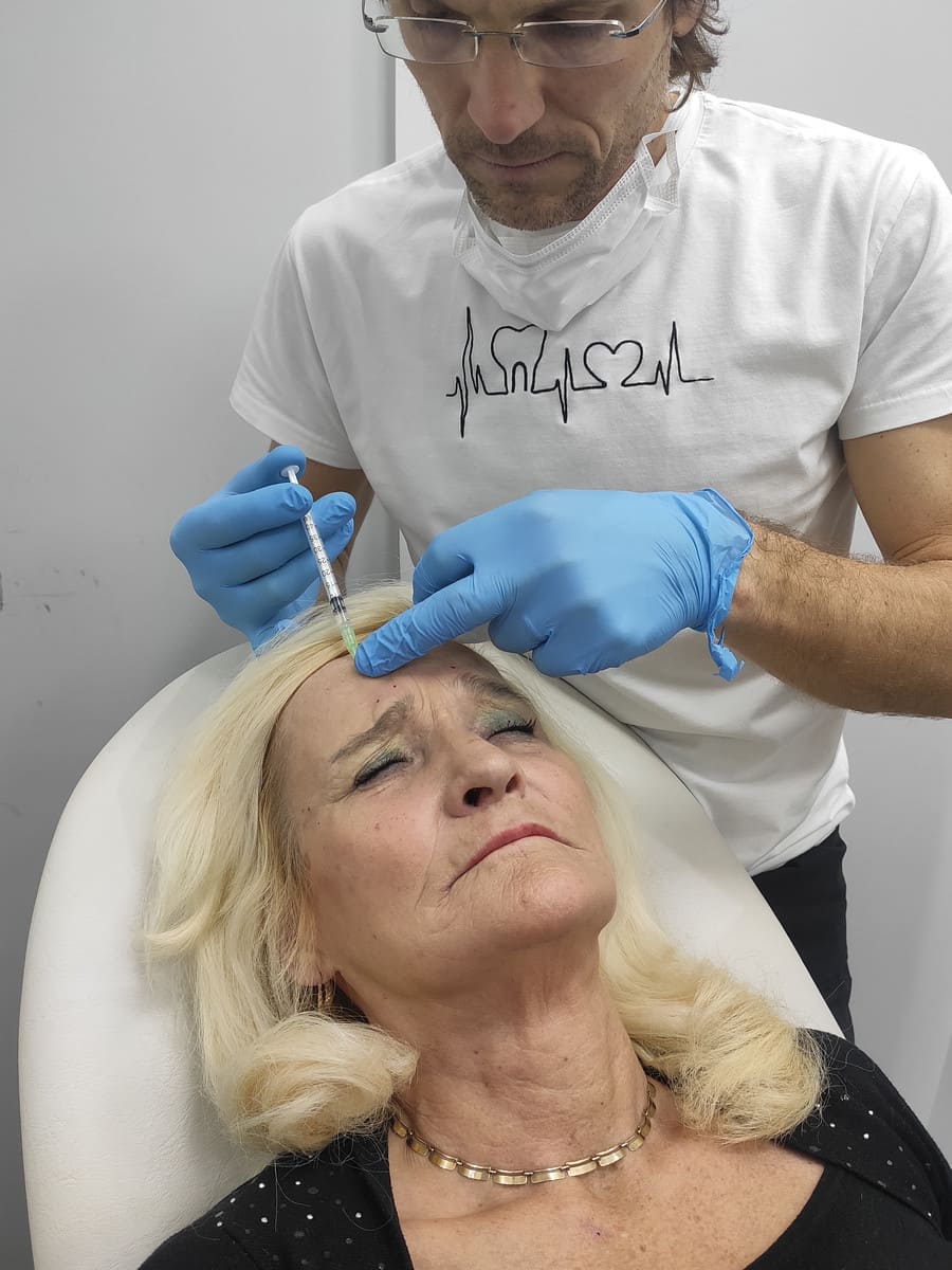 Botulinum toksin - Estetika Fabjan