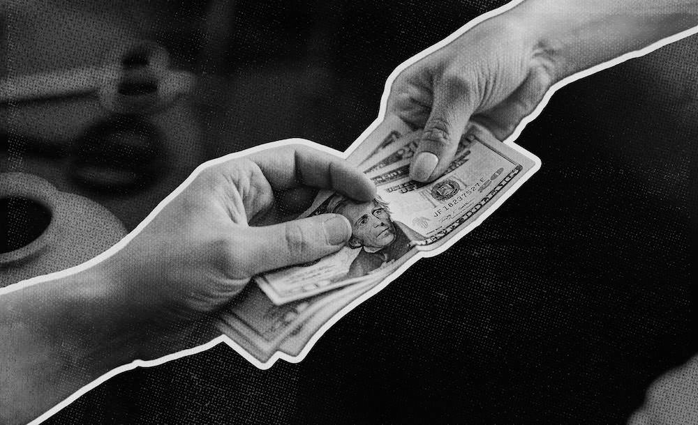 Transactional Selling vs. Solution Selling: How to Mix & Match Strategies