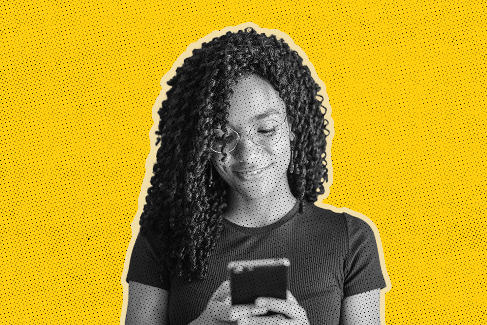 Cold Texting for Sales: Do’s, Don’ts, Tips (& Should You Do It?)