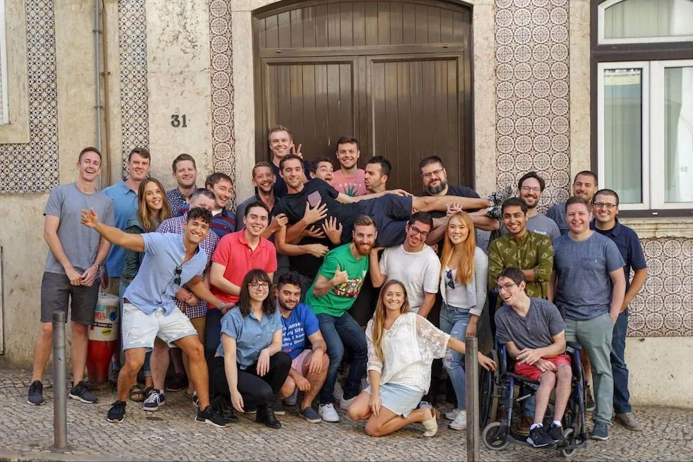 Challenger Sales Model: Process, Benefits & Implementation