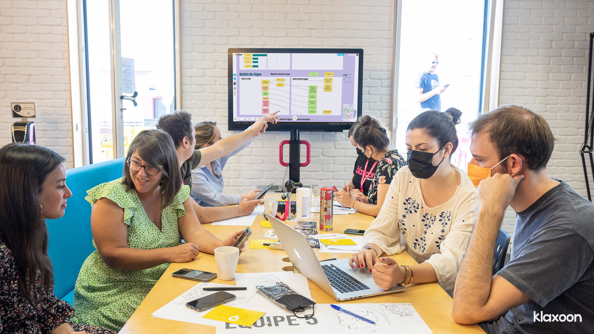 How To Boost The Adoption Of New Digital Tools With A Team Challenge