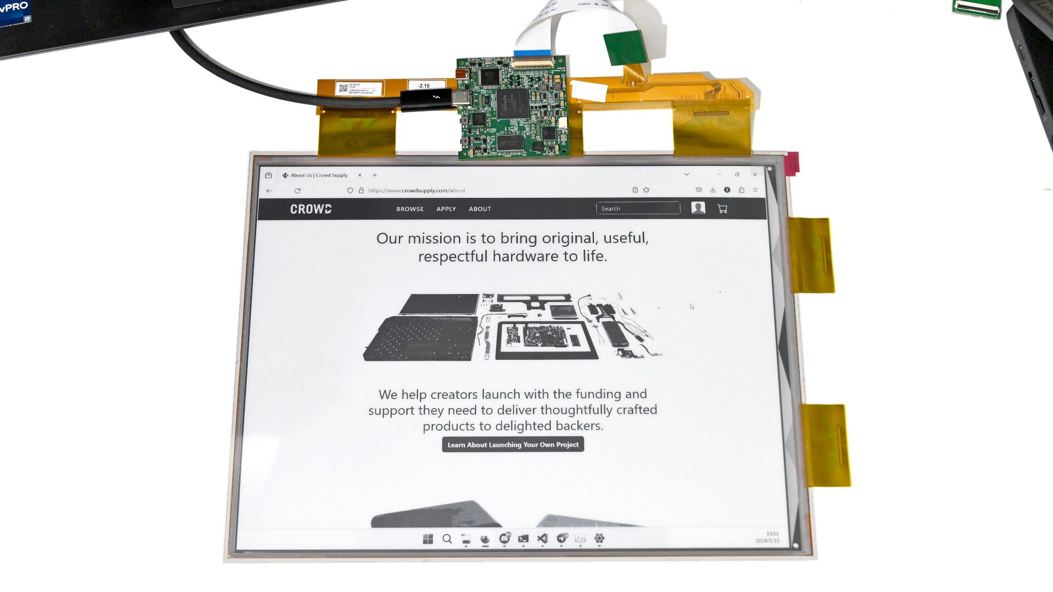 Modos Paper Monitor Pre-Launch on Crowd Supply | Modos
