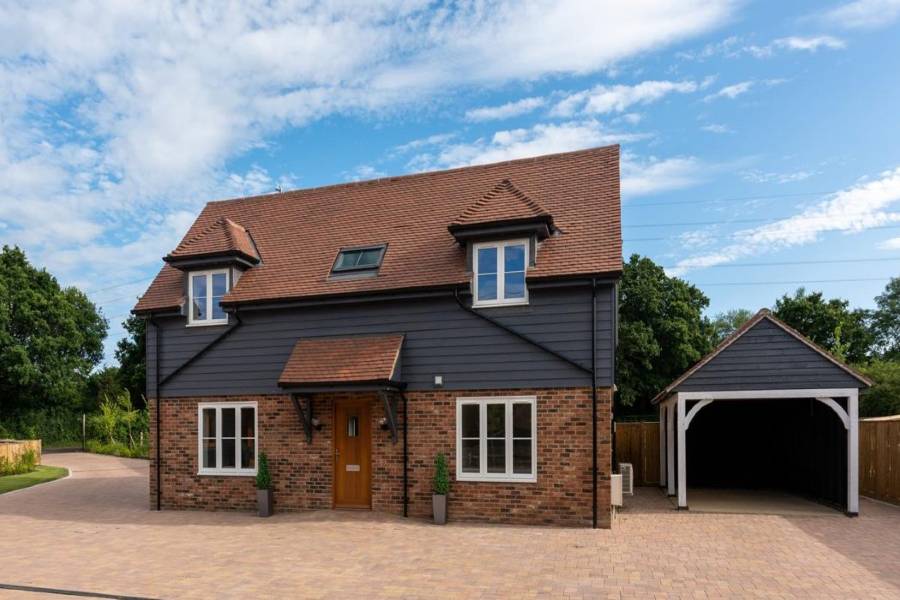 Chart Garages & Workshops