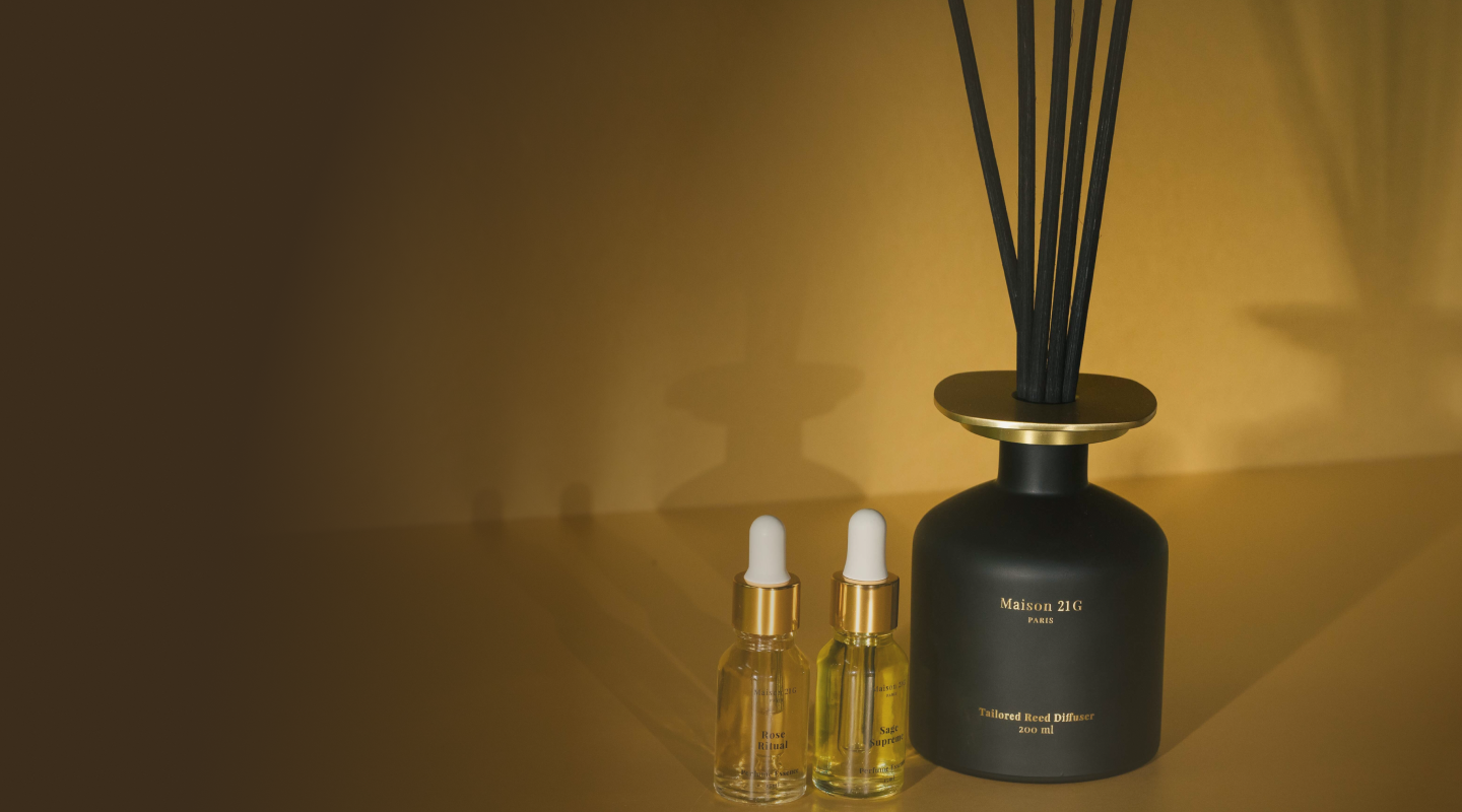 Create your own perfume. Perfume creator | Maison 21G