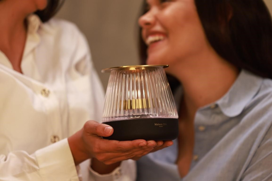 How Fragrances Affect Your Mood: Understanding the Power of Scents ...