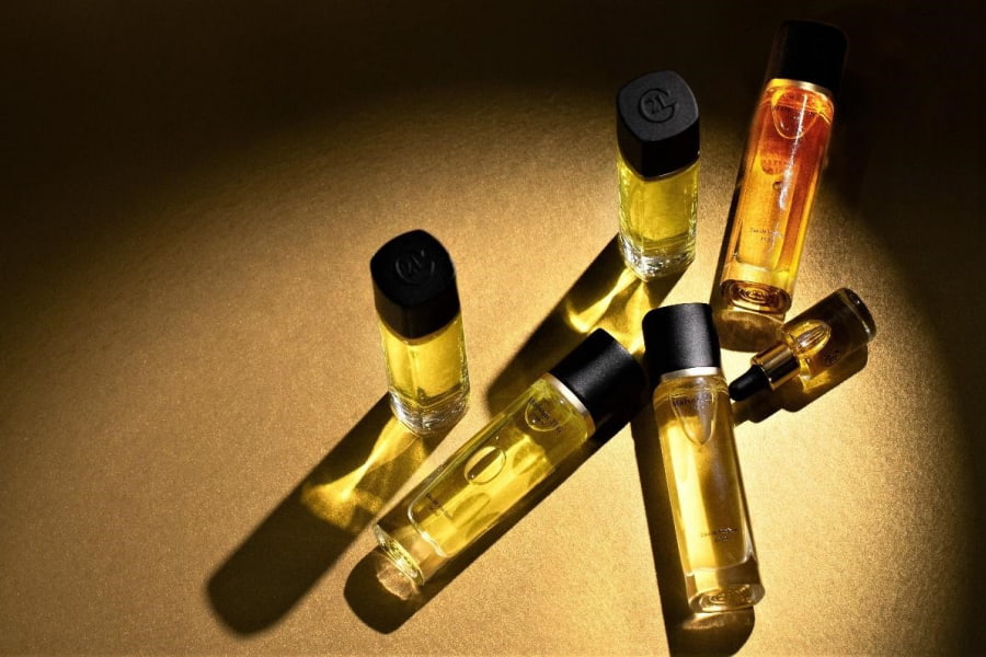 How Fragrances Affect Your Mood: Understanding the Power of Scents ...