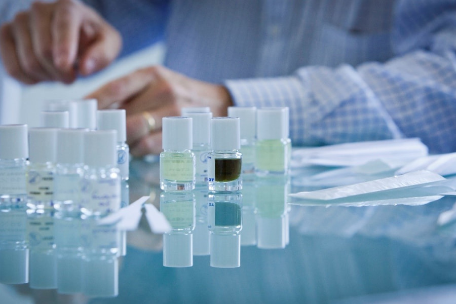 How Do Stores Smell So Good? The Power of Scent Marketing | Blog Maison 21G