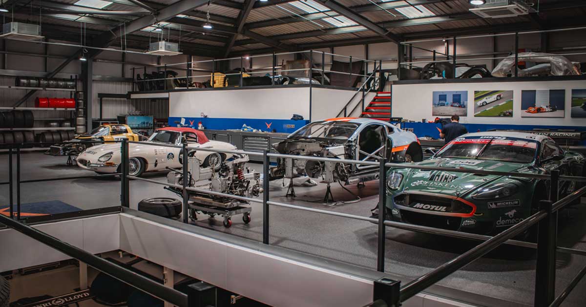 Projects \\ Services \\ Pursuit