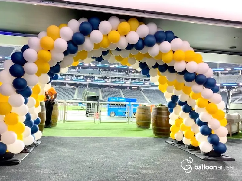 Stunning Balloon Arches, Balloon Columns and Balloon Backdrops