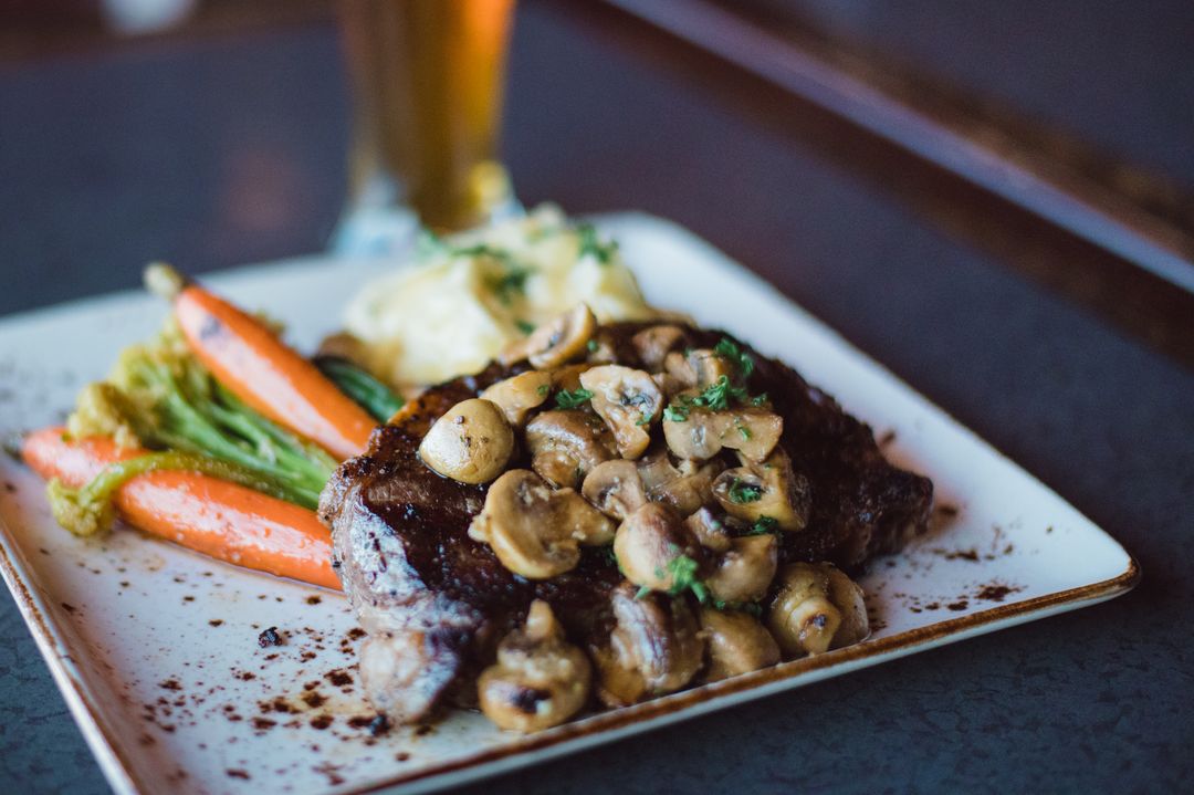 Michael's on the Lake