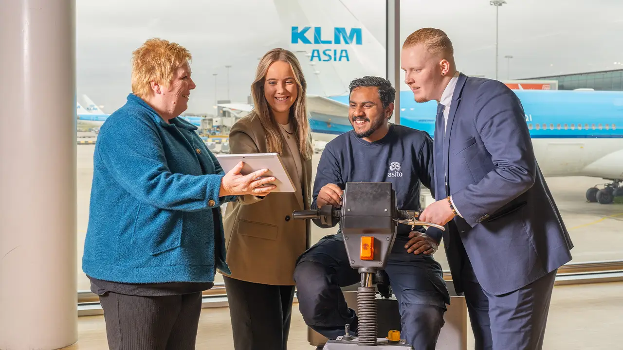 Loopbaan & Asito & Asito - Verhaal