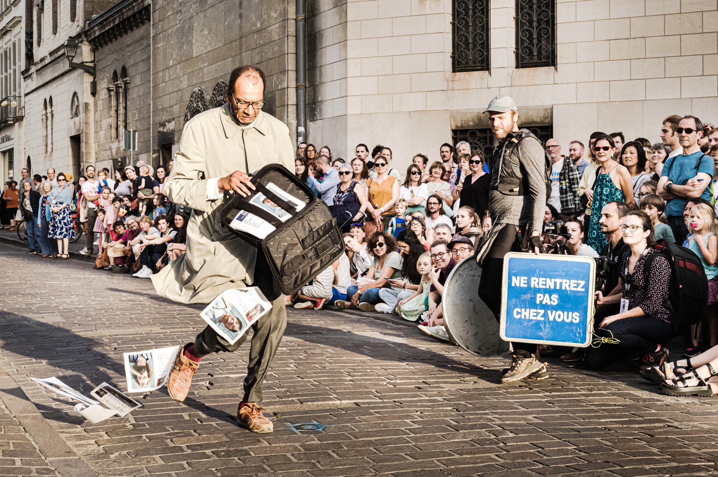 Ne rentrez pas chez vous