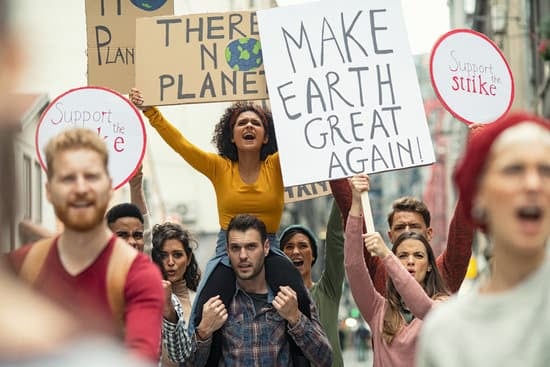 Von “Fridays For Future” zur “Letzten Generation”: Der Umgang mit der ... Von “Fridays For Future” zur “Letzten Generation”: Der Umgang mit der ...