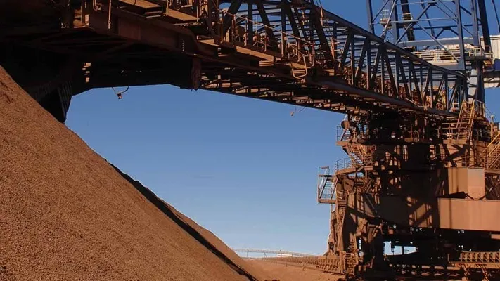 MATLAB for Artiﬁcial Intelligence - Opti-Num Solutions