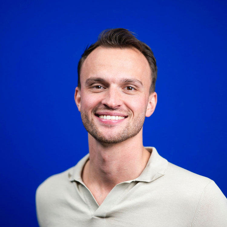 About Us | Optimeister