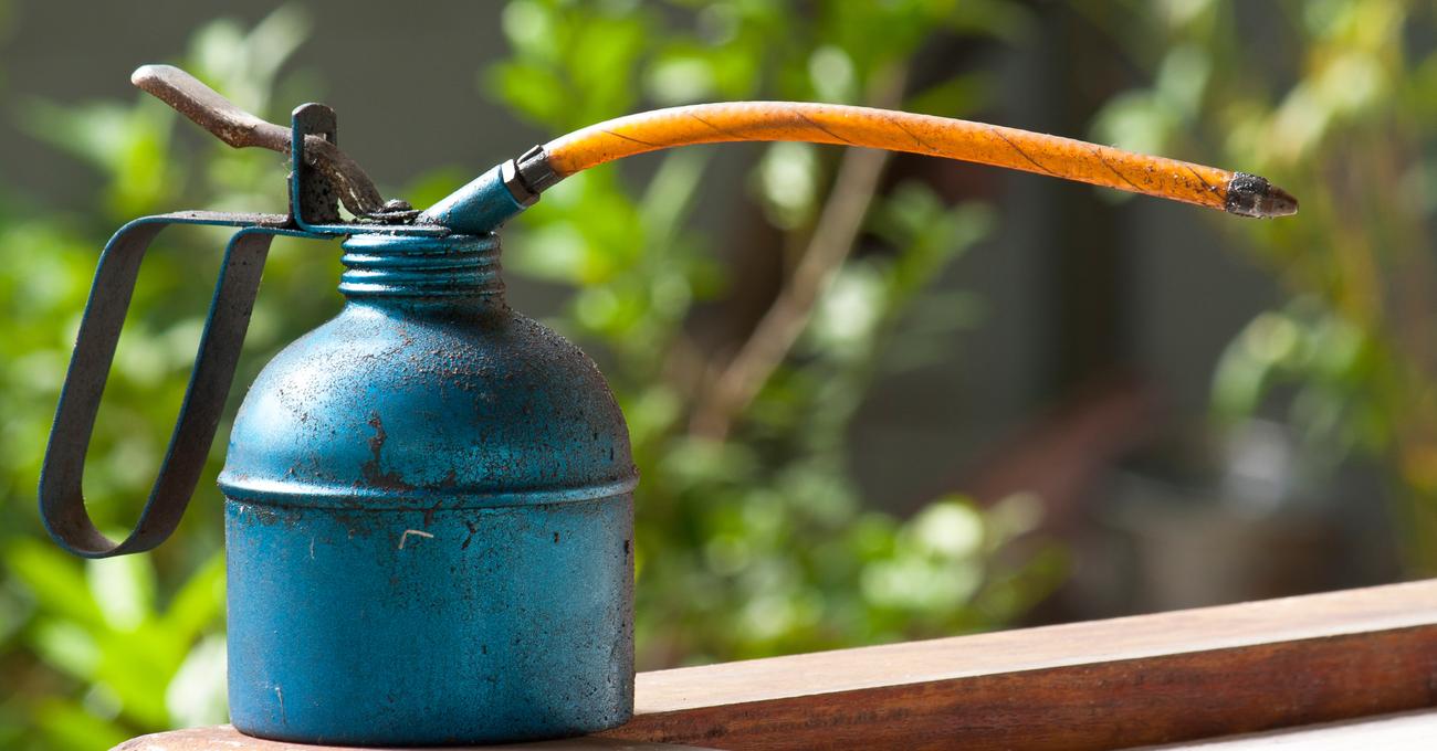 Can You Use Gun Oil On A Bike Chain? | PedalChef