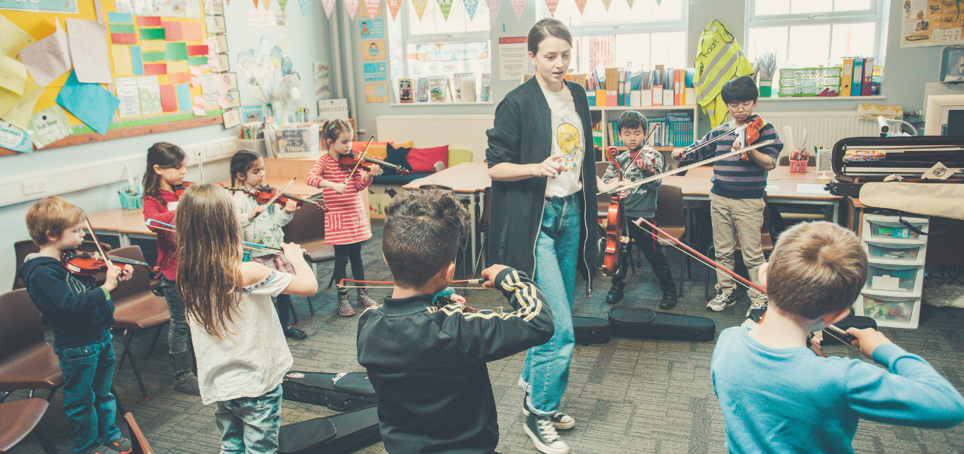 Why we Love Group Learning at The Strings Club - The Strings Club