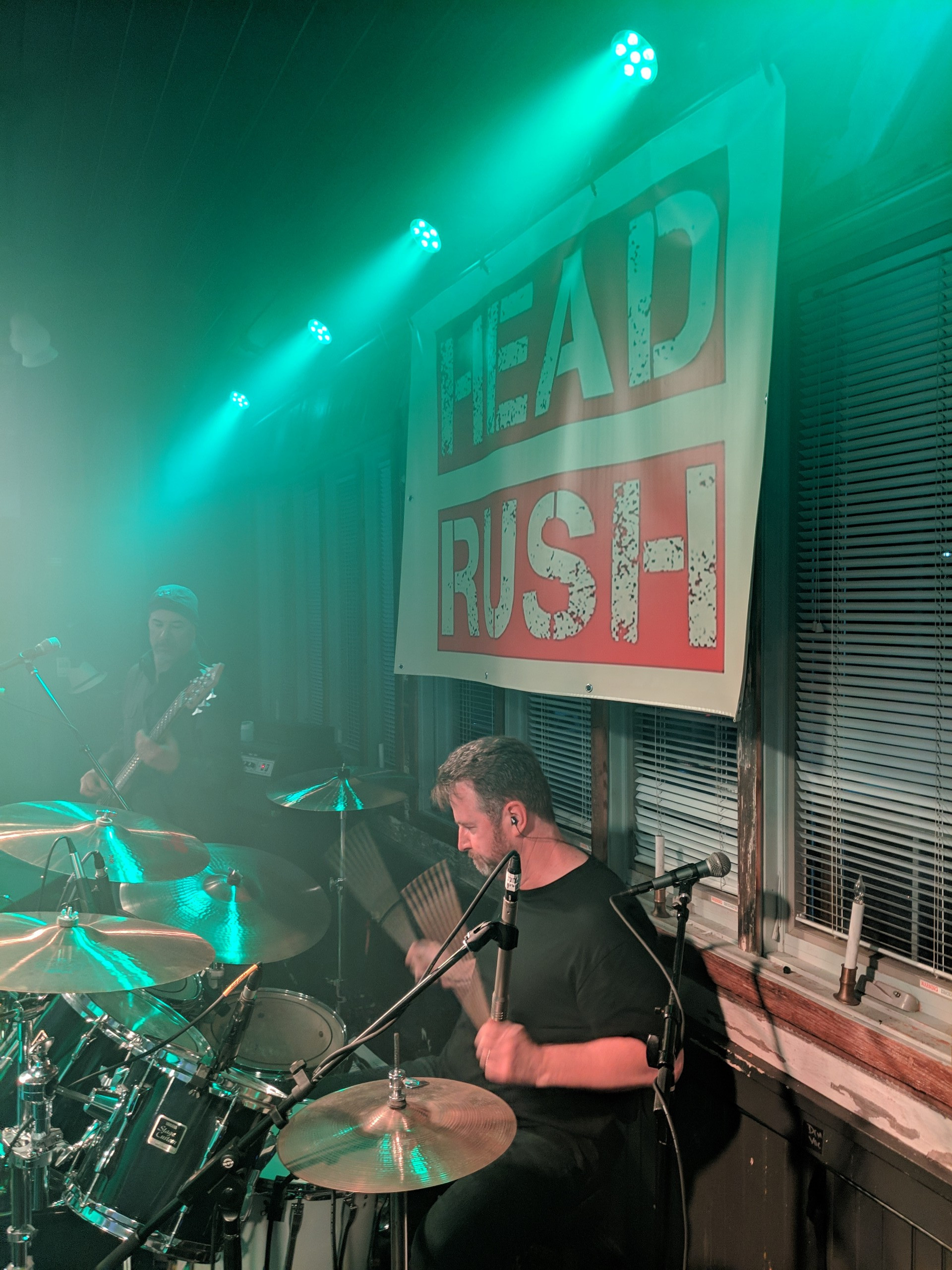 Head Rush | Lee's Landing Dock Bar