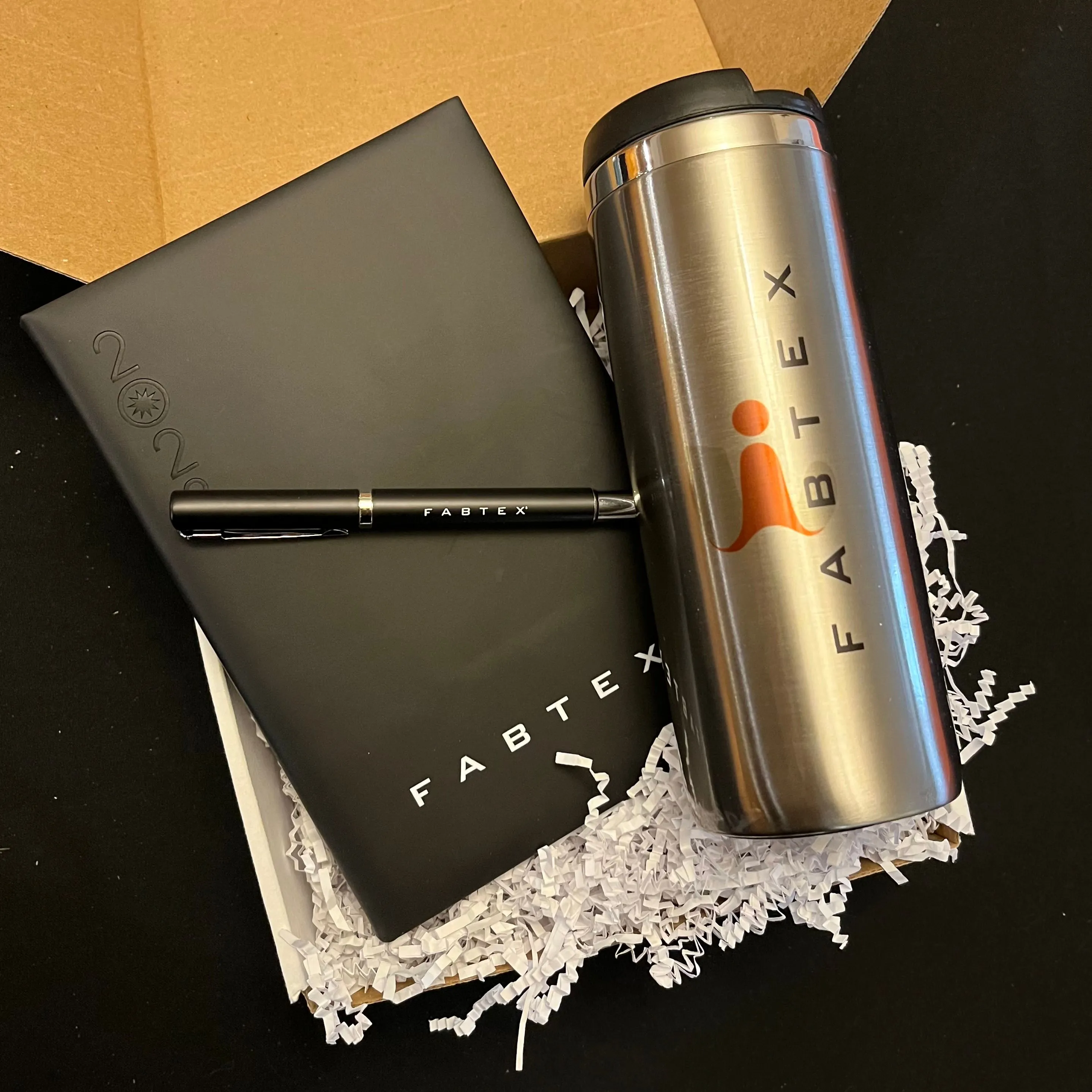 EASYMERCH | Merchandise Corporativa