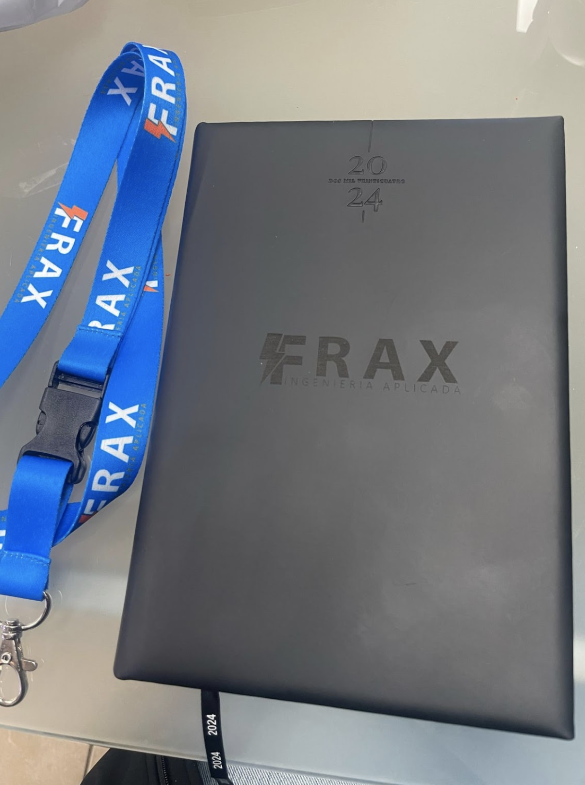 EASYMERCH | Merchandise Corporativa