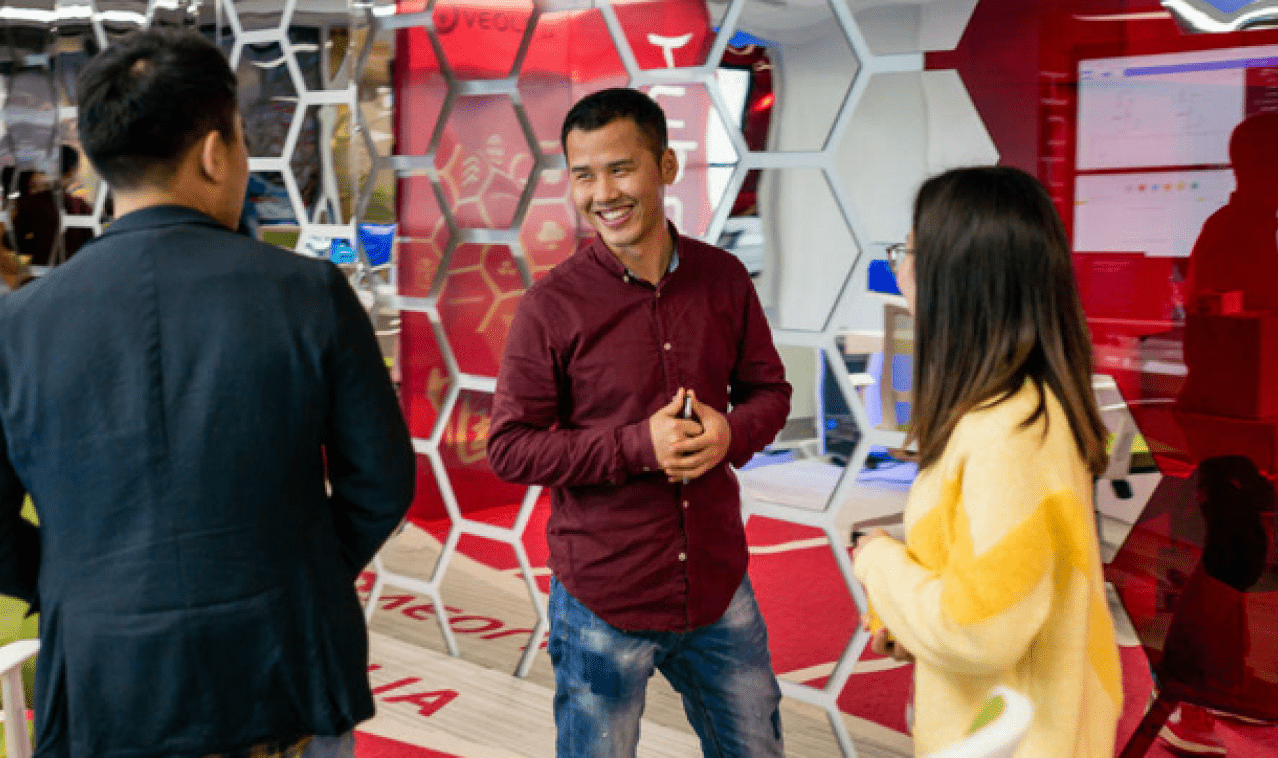 Veolia pushes the boundaries of digital signage with Comeen Play