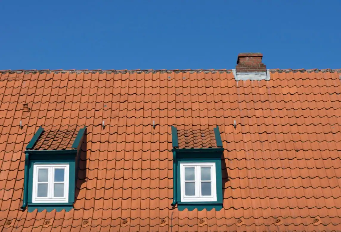 Gaube: Genehmigung, Arten & Kosten für die Dachgaube