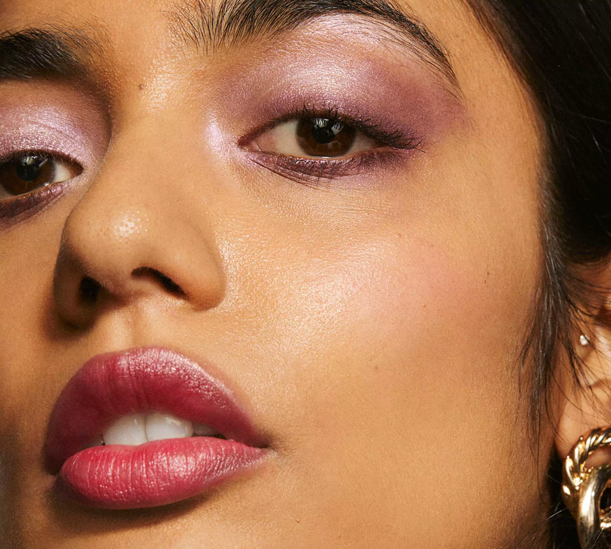 2 Stunning Eid Makeup Looks To Bookmark This Season - Tira