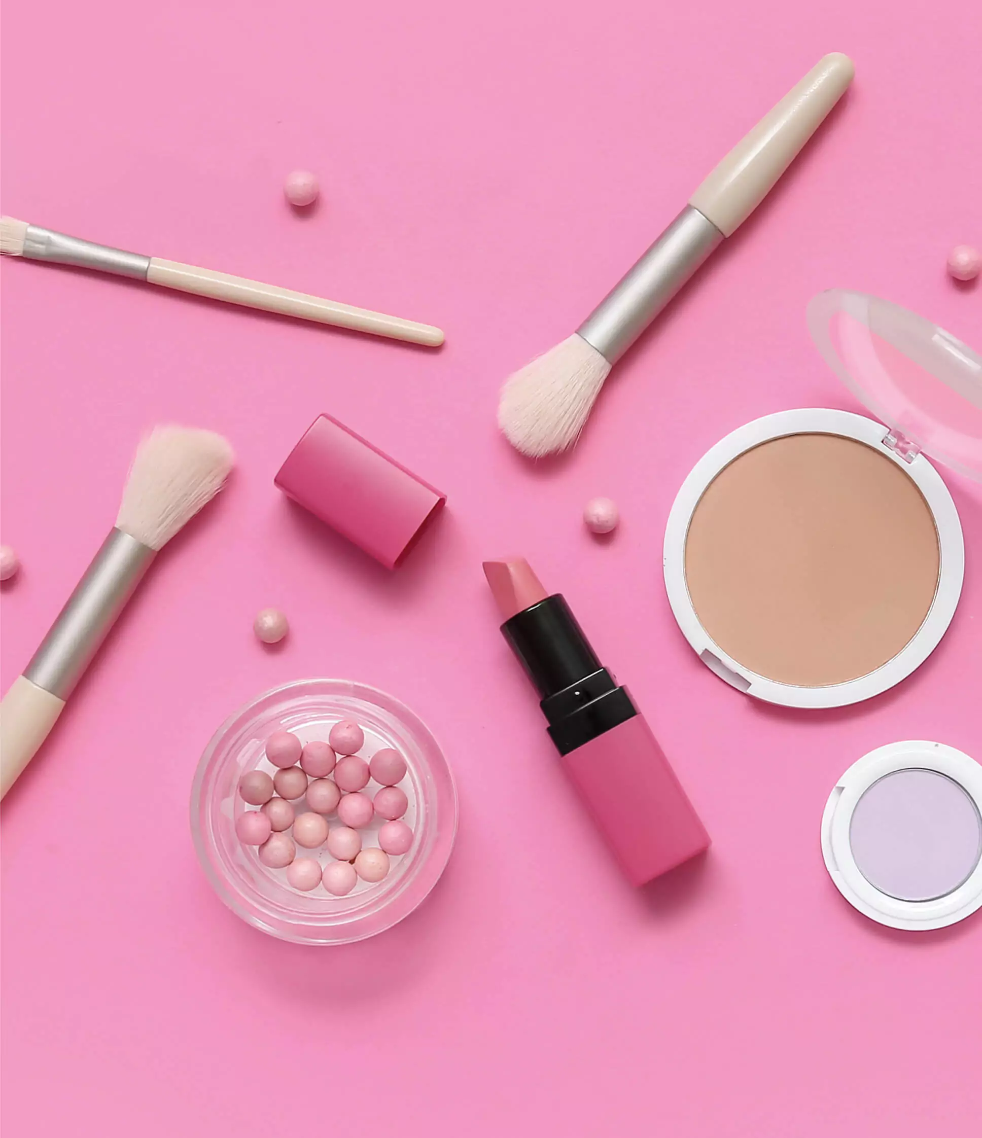 All about the Barbiecore makeup trend