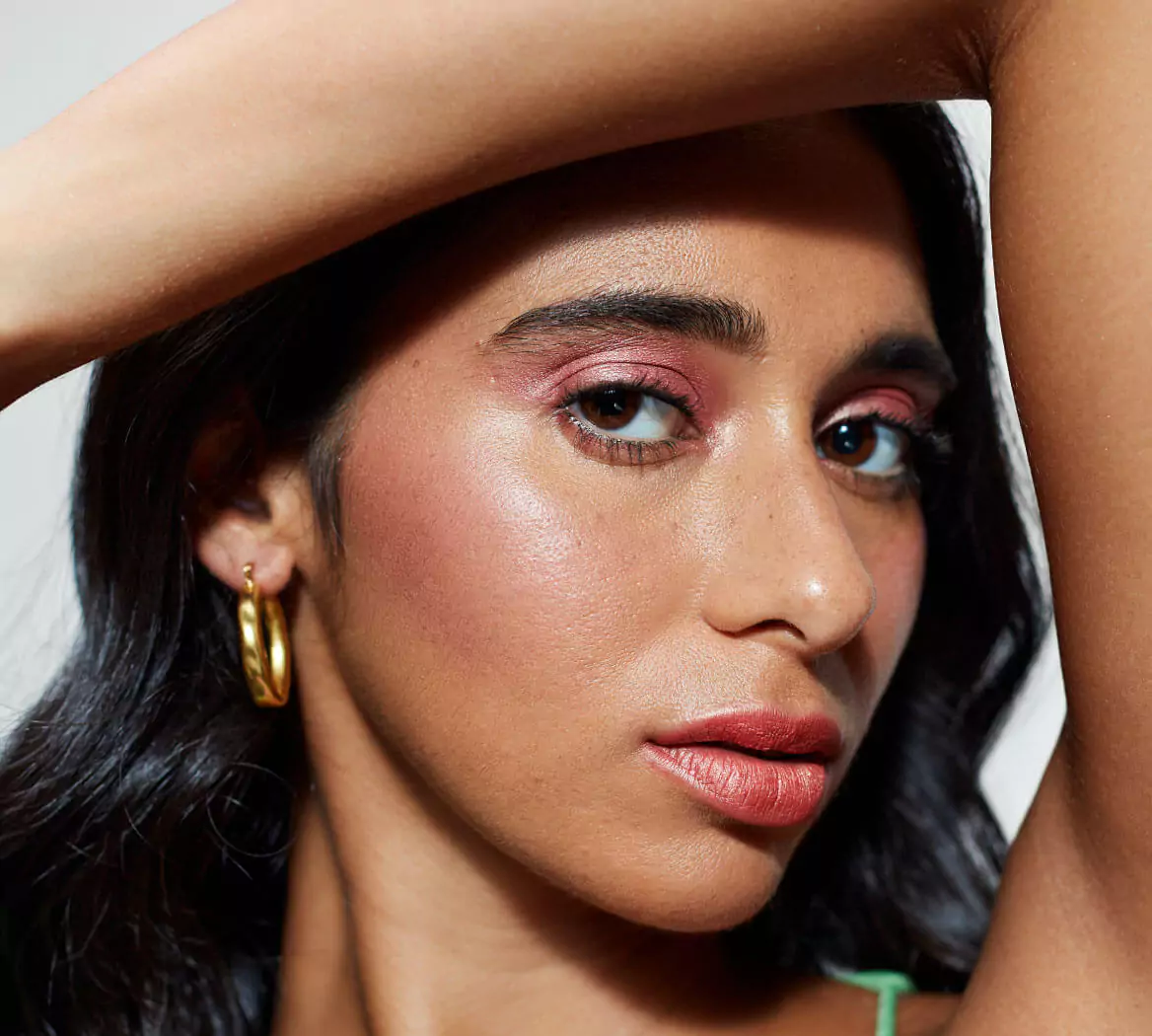 An easy blush hack to get you a face lifted look