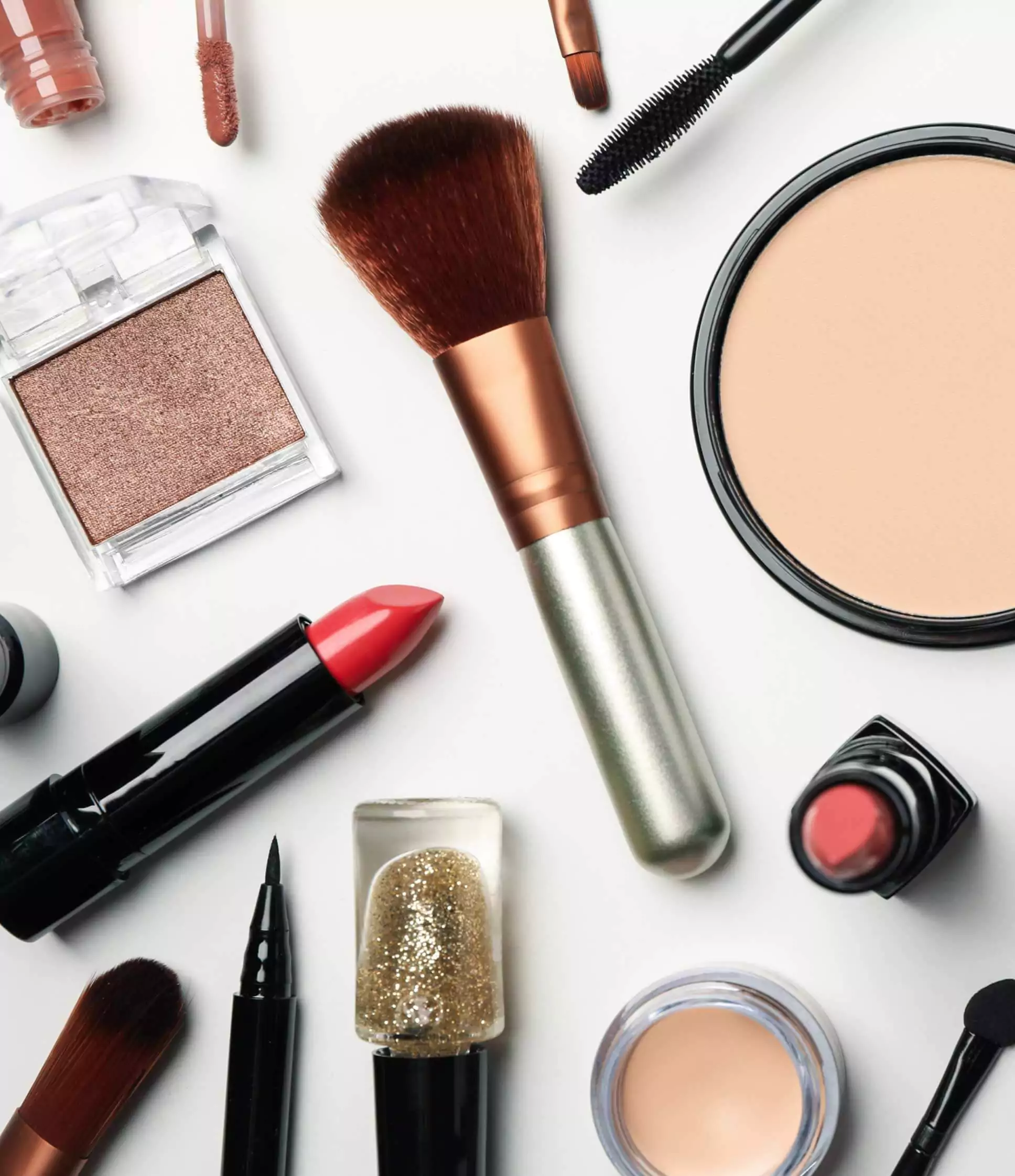 7 Celeb-inspired makeup looks for Durga Puja