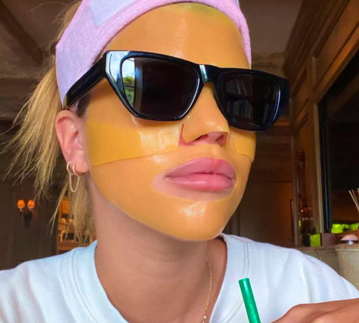 How to find the best face mask that matches your K-drama binge session