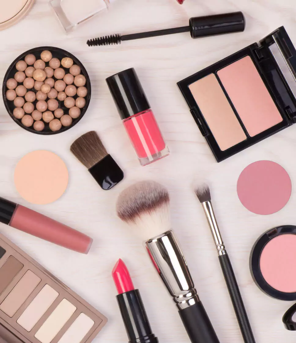 A simple guide to doing your face makeup if you’re a beginner.