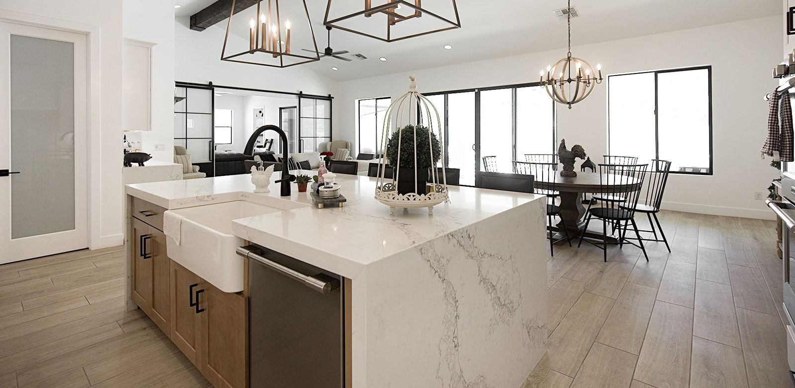 Monterrey Tile Company – Premium Quartz Vita Bella Slabs in Phoenix