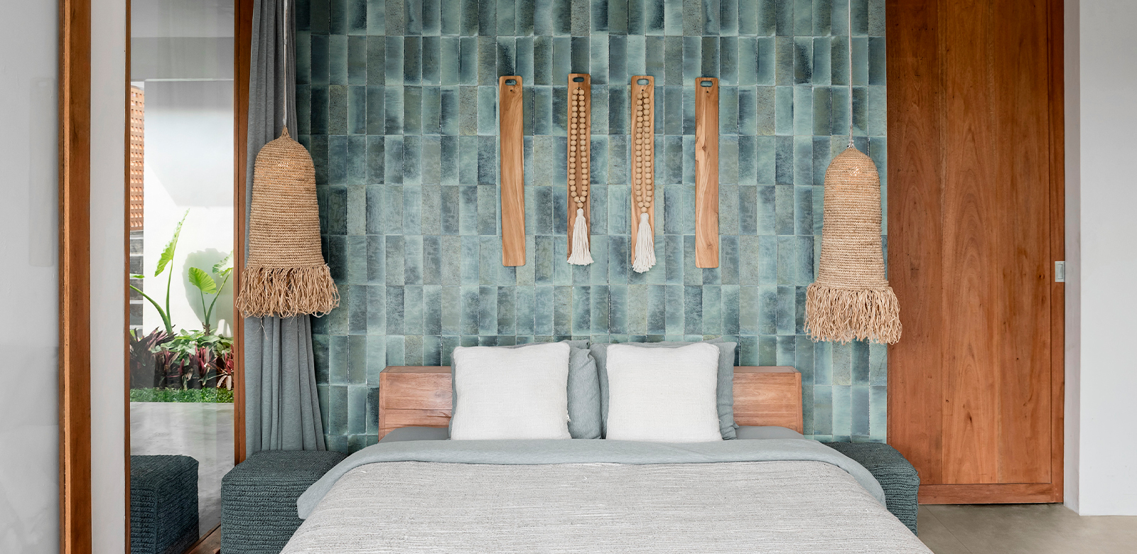 Gleeze at Monterrey Tile Company