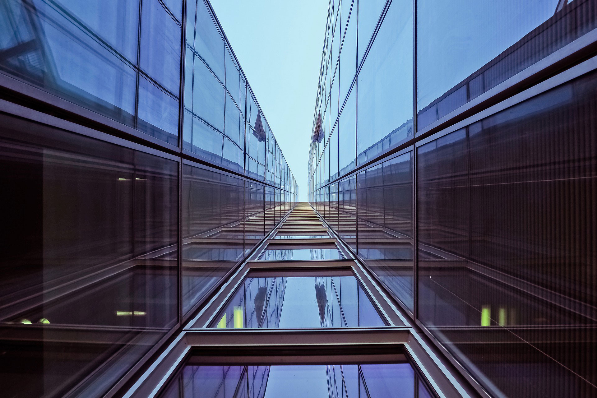 Structural Glass | Vogue Glass | Manchester & Cheshire