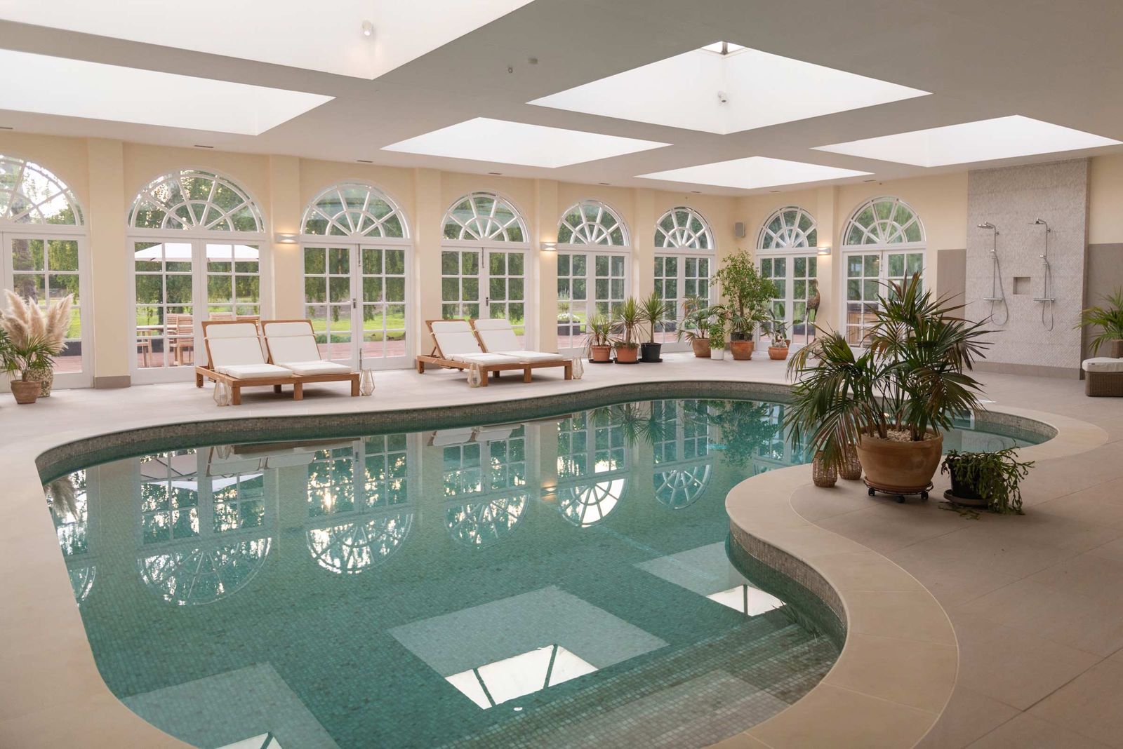 One-piece Swimming Pools | Progressive Pools