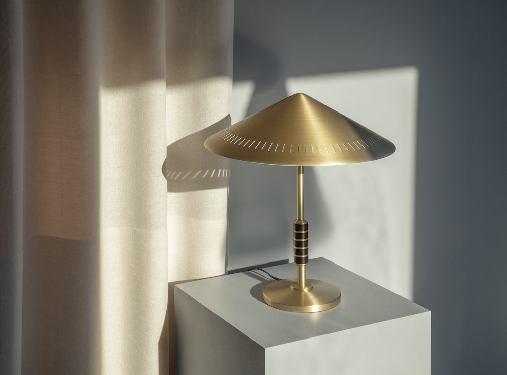 GOVERNOR TABLE 405 | 北欧の名作インテリア | COKU