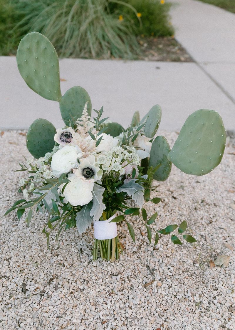 Subtle Blush Color Palette Inspiration for Wedding Flowers