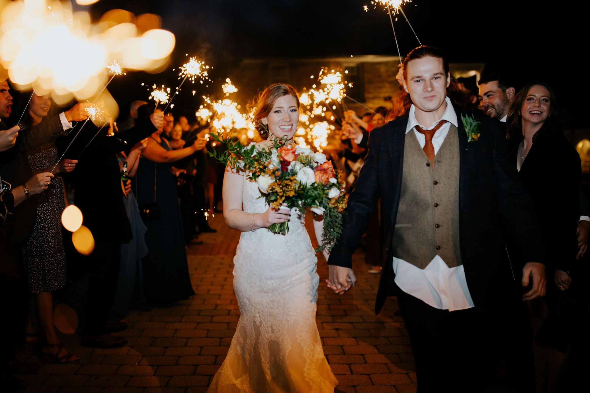 Poppy Flowers Real Wedding: Maggie + Garrett